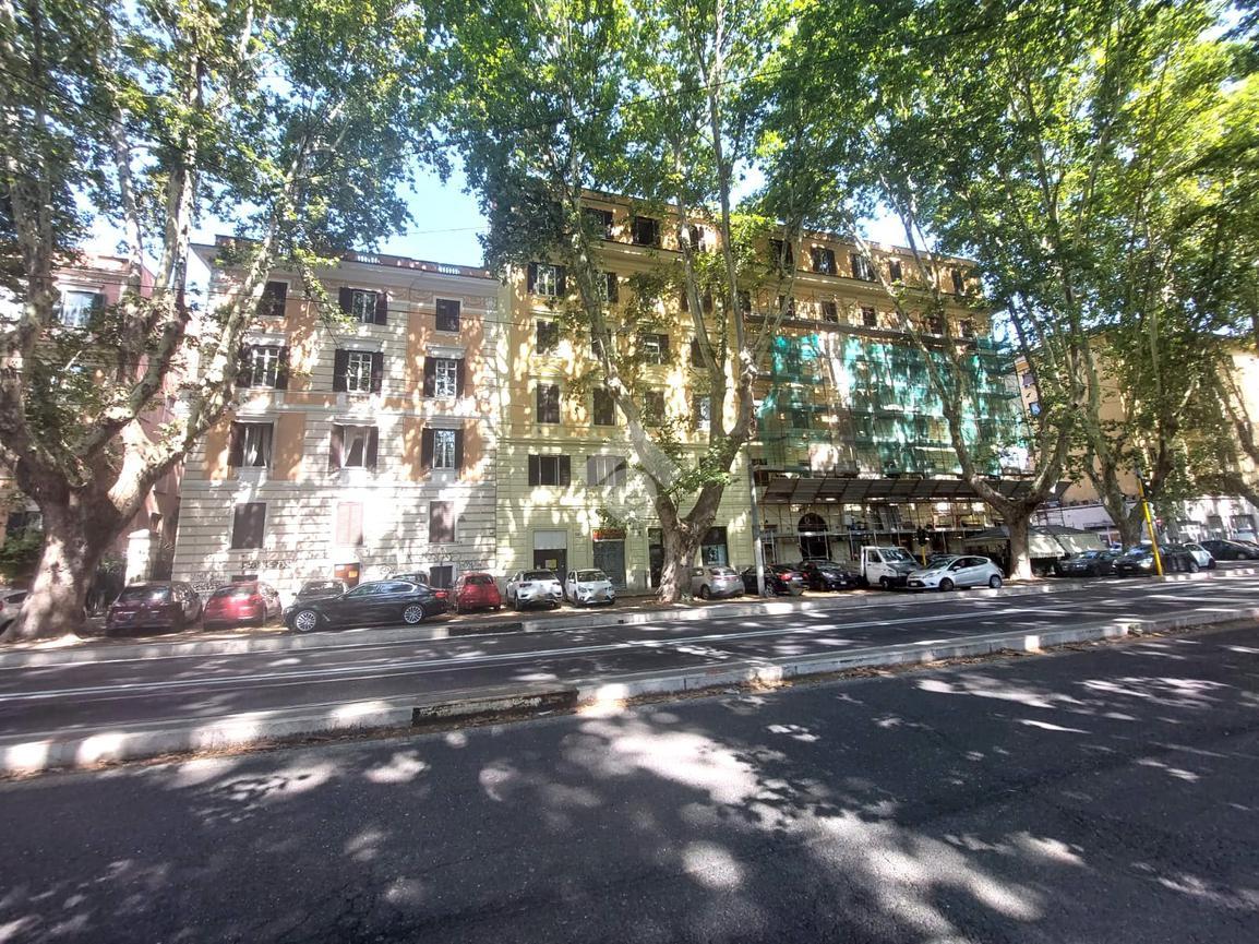 Negozio in vendita a Roma