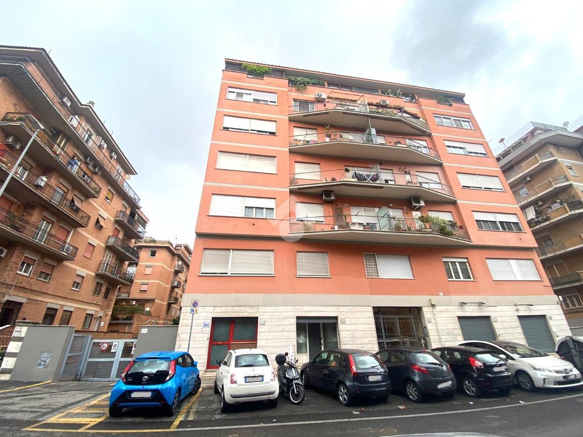 Negozio in vendita a Roma