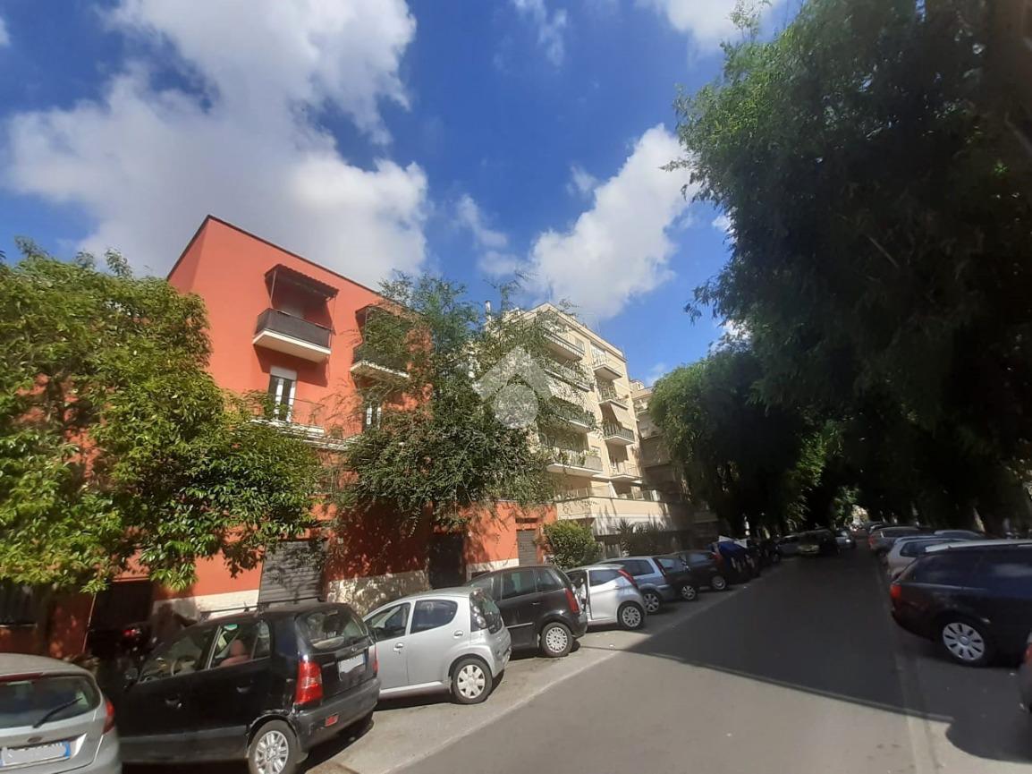 Negozio in affitto a Roma