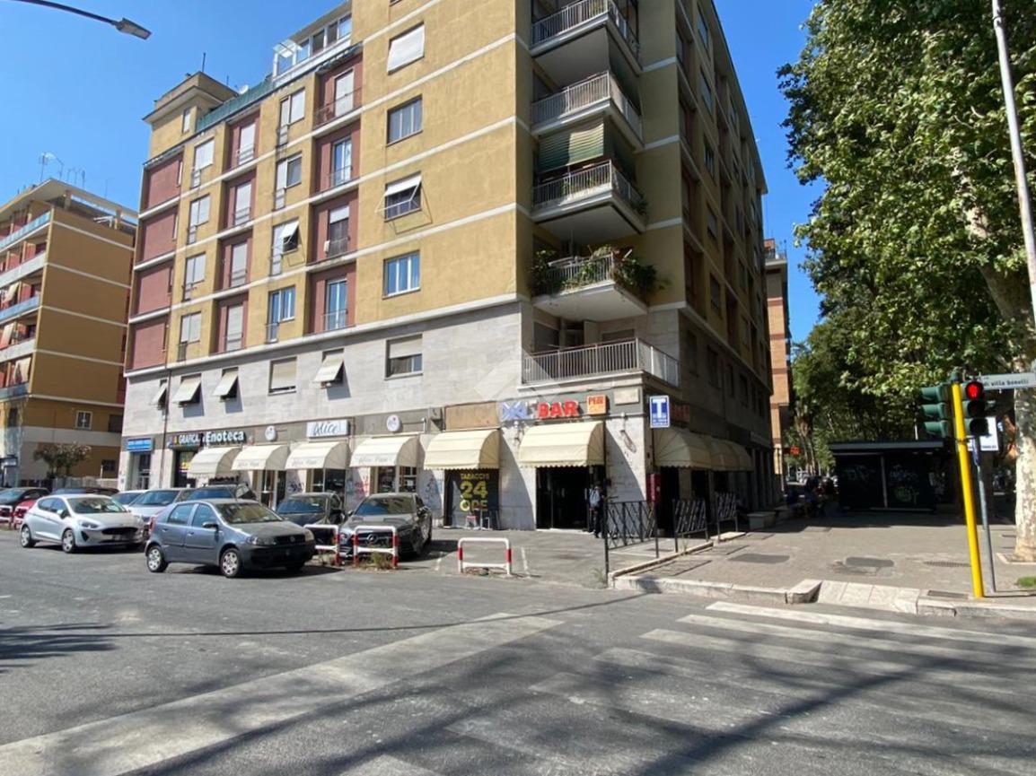 Negozio in vendita a Roma