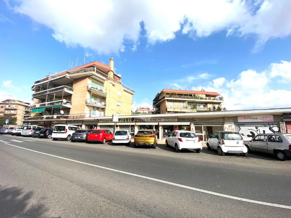 Negozio in affitto a Roma