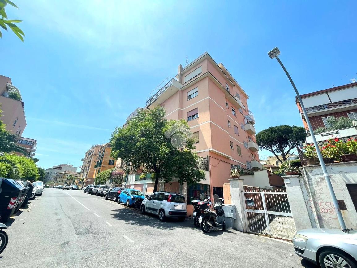 Negozio in vendita a Roma