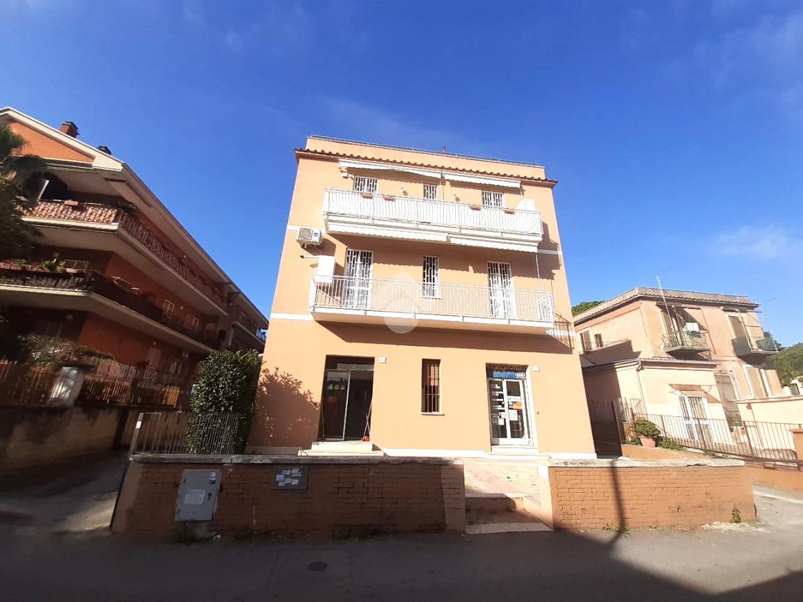 Negozio in vendita a Roma