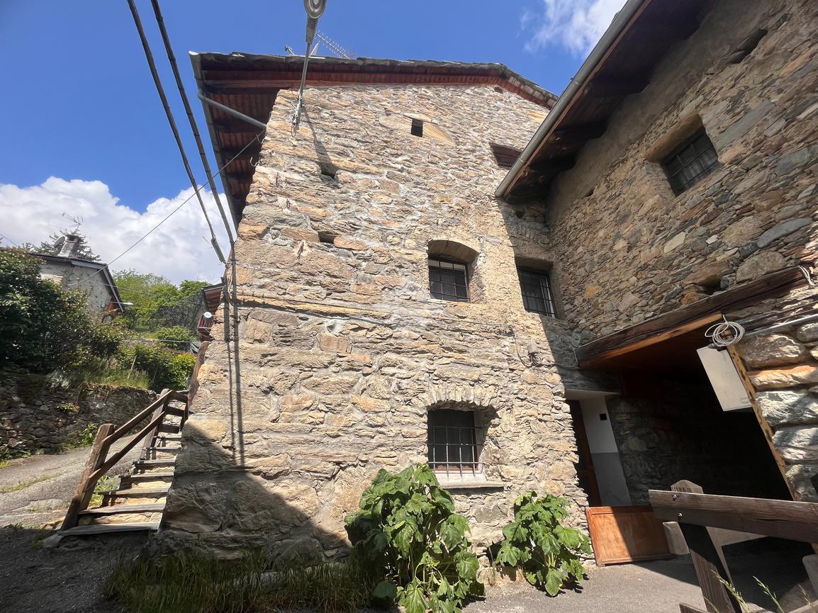 Appartamento in vendita a Gignod