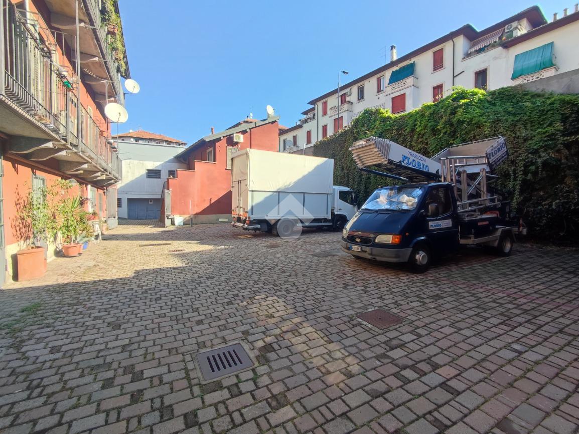 Box in vendita a Milano