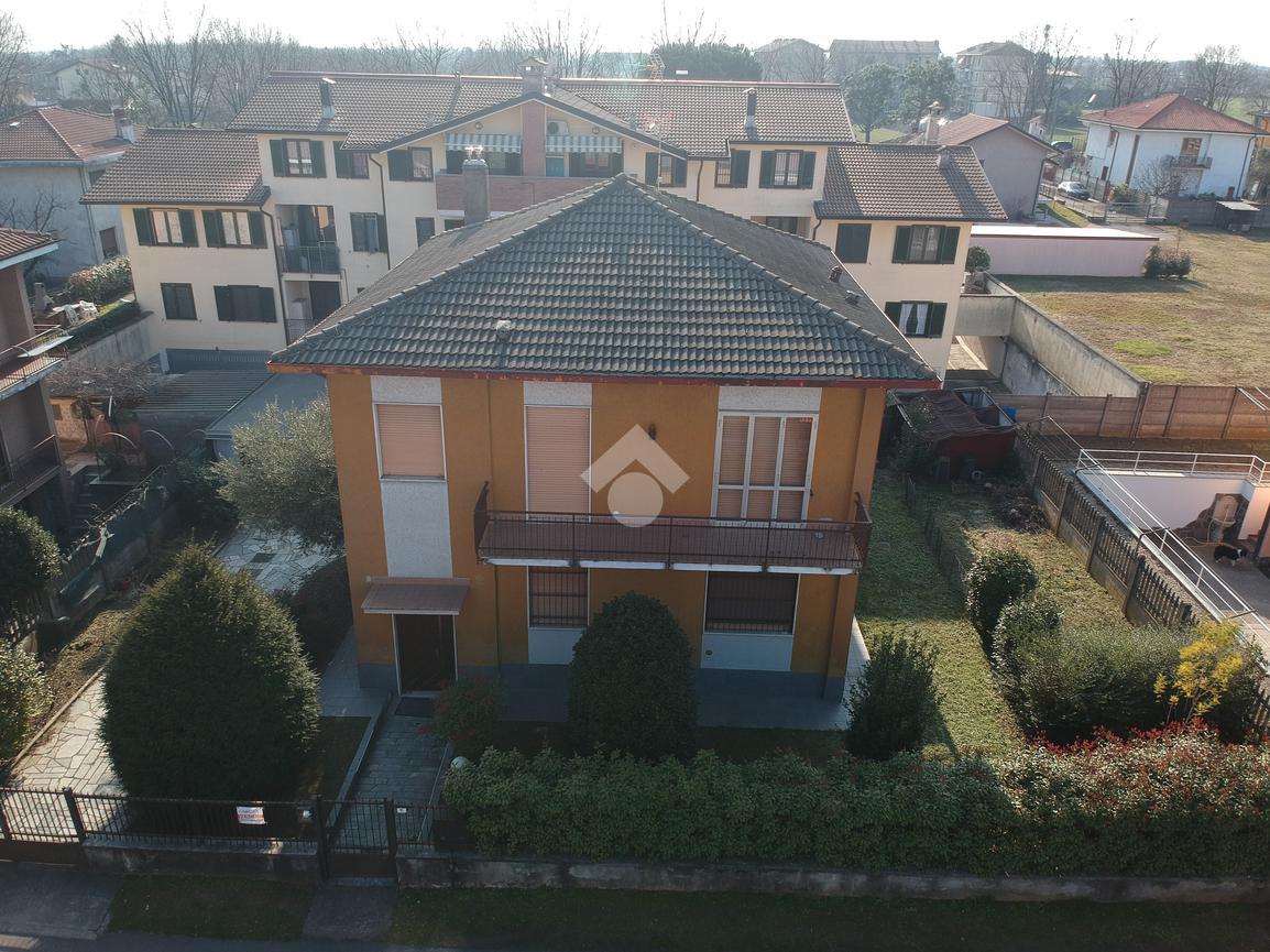 Villa in vendita a Cerro Maggiore