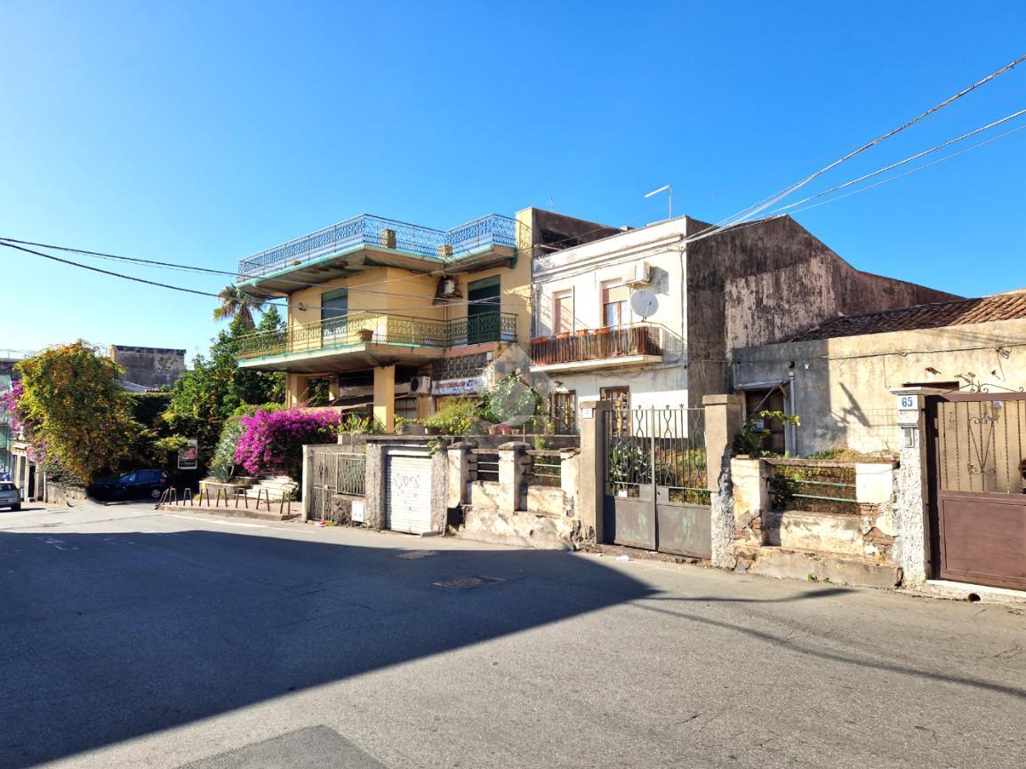 Casa indipendente in vendita a Catania