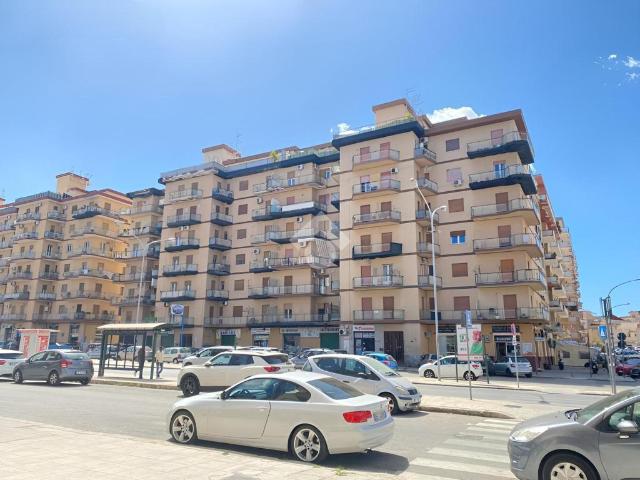 MANBEIYA Cappello da sole in paglia, da donna, pieghevole, con tesa larga e bel