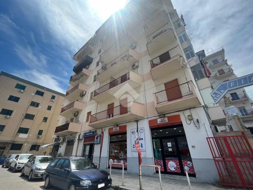 Negozio in vendita a Palermo