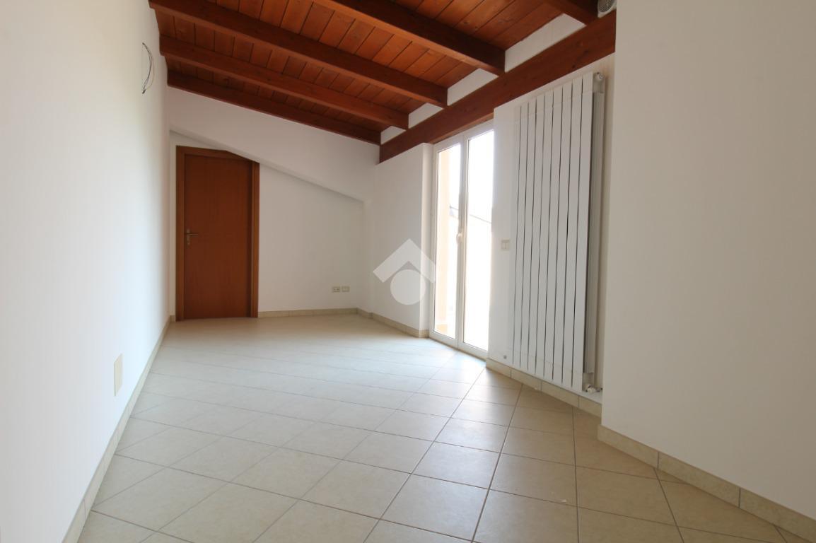 Appartamento in vendita a Bellante