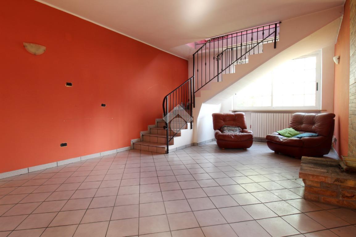 Casa indipendente in vendita a Bellante