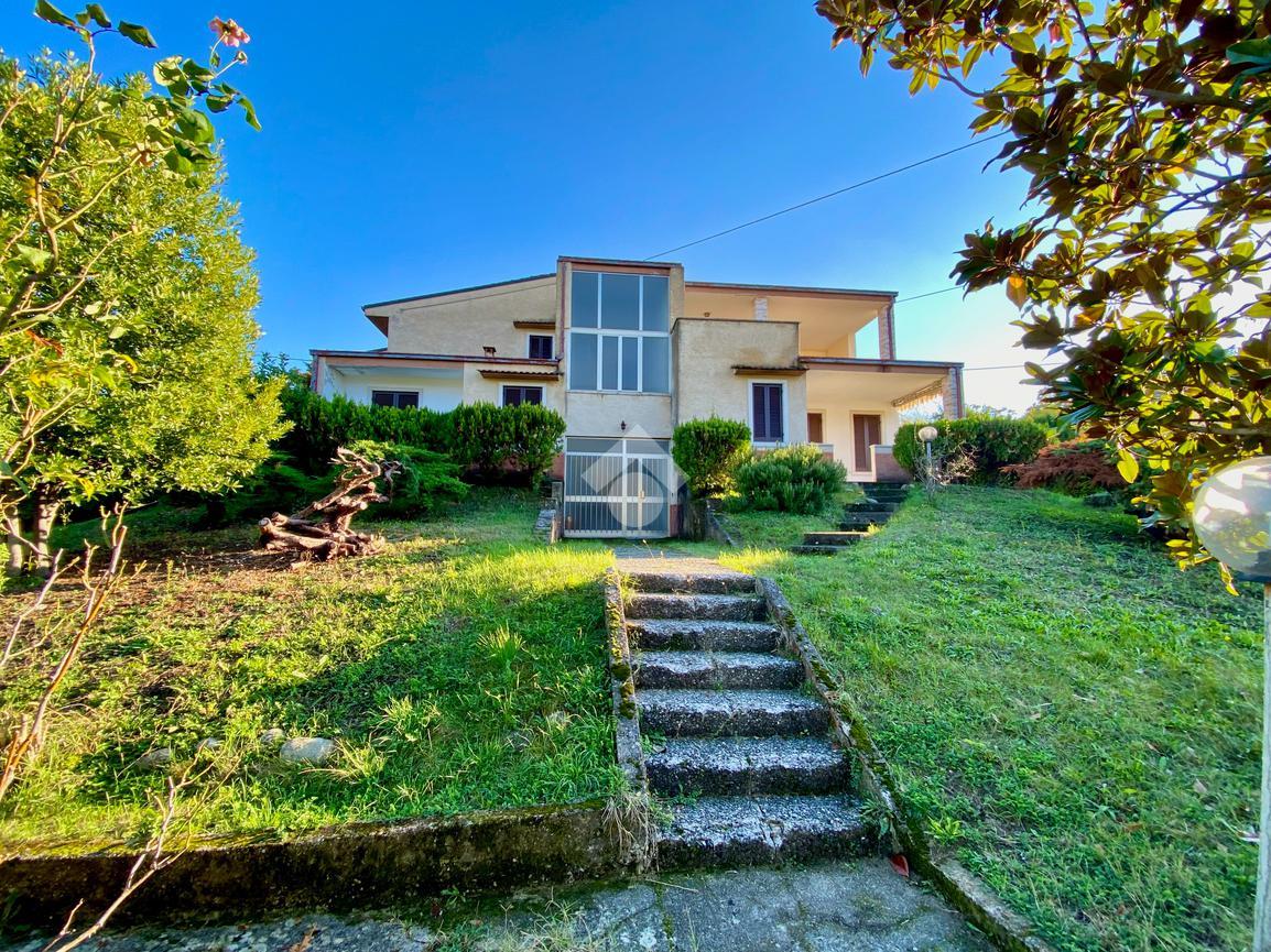 Villa in vendita a Caprino Veronese