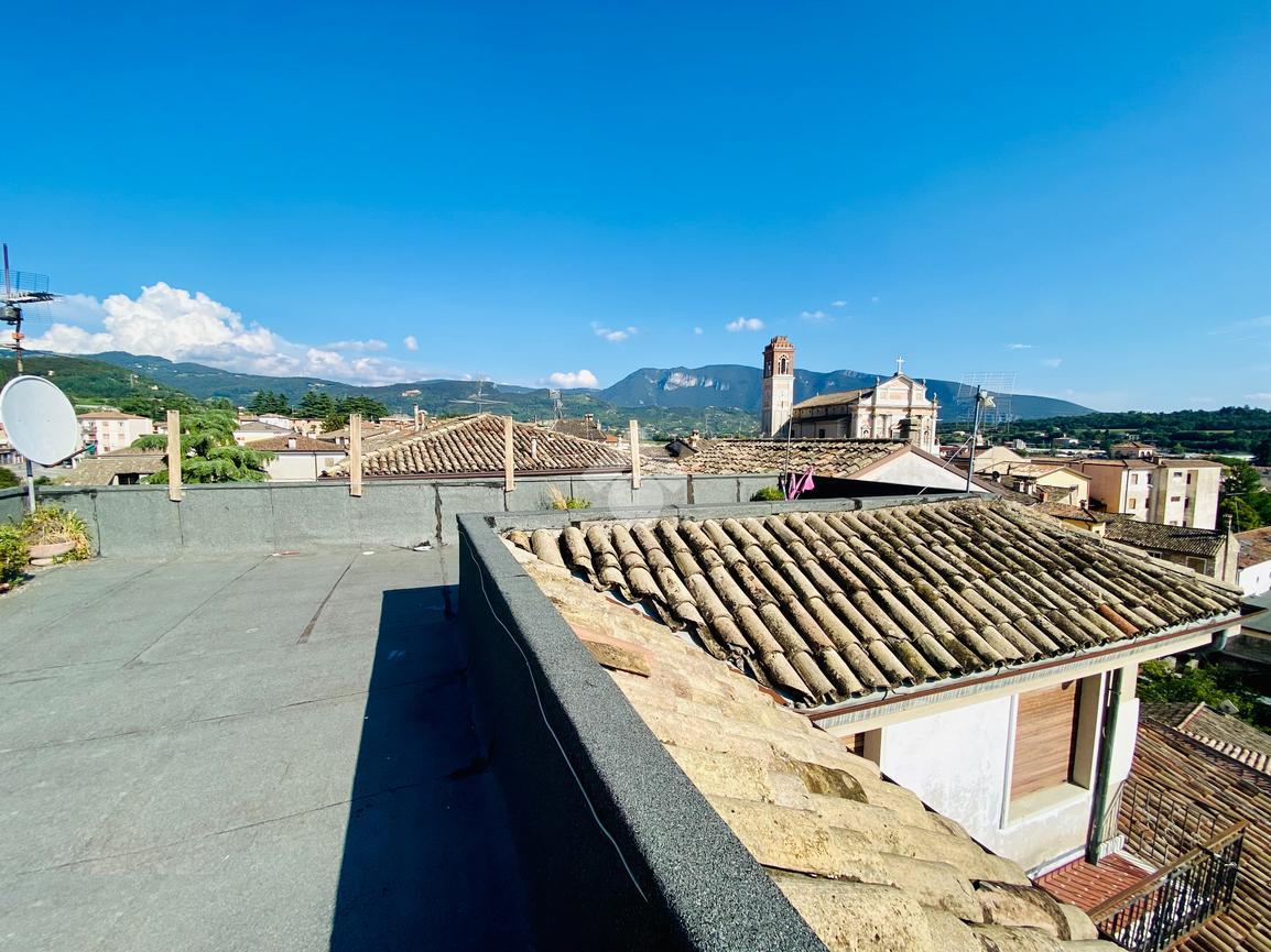 Appartamento in vendita a Caprino Veronese