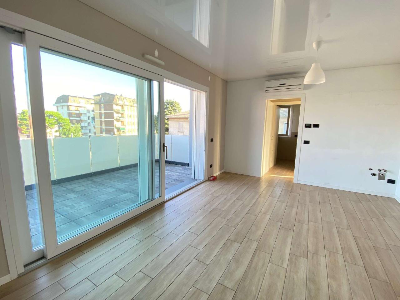 Appartamento in vendita a Lomazzo