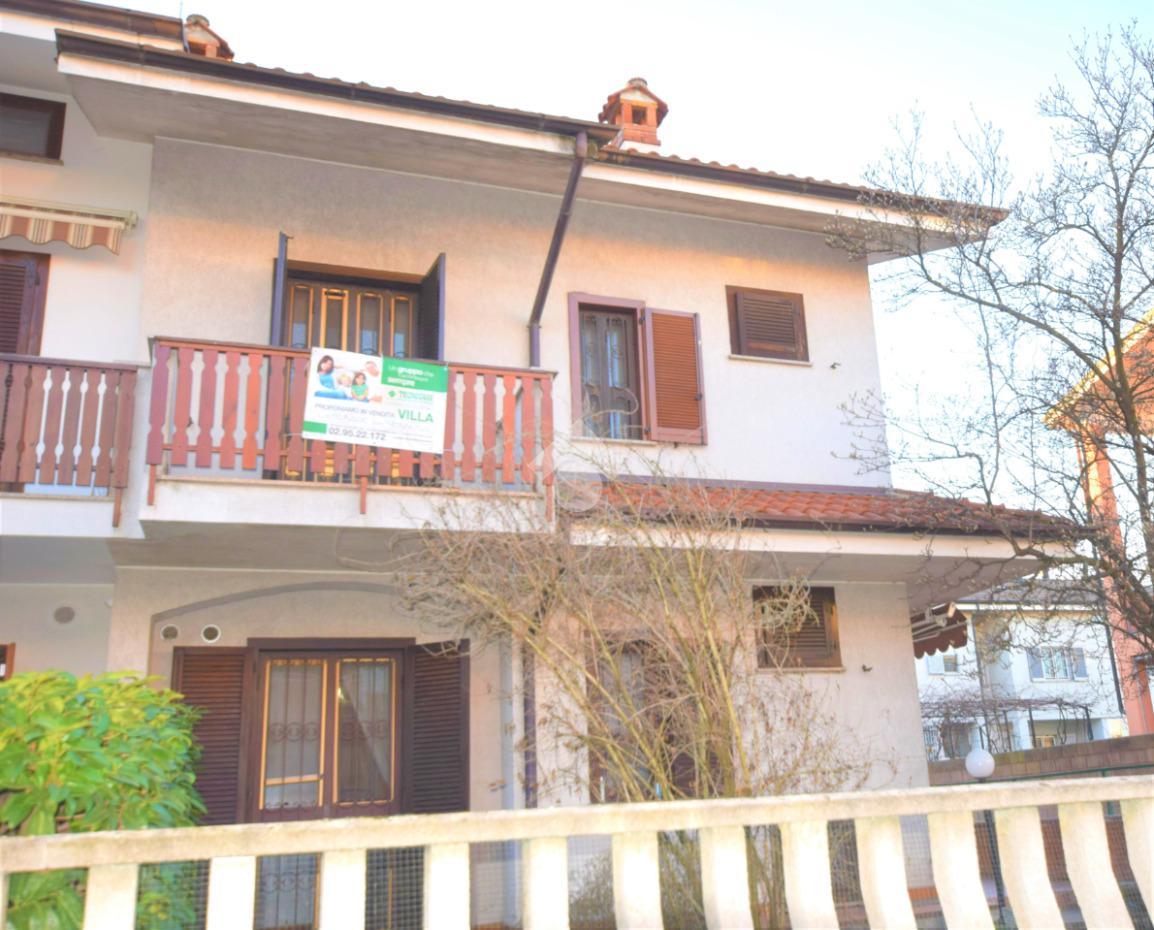 Villa in vendita a Cassina De' Pecchi