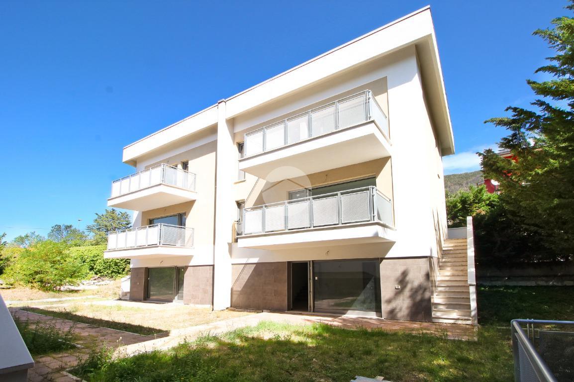 Villa in Via della Rocchetta 19, L'Aquila