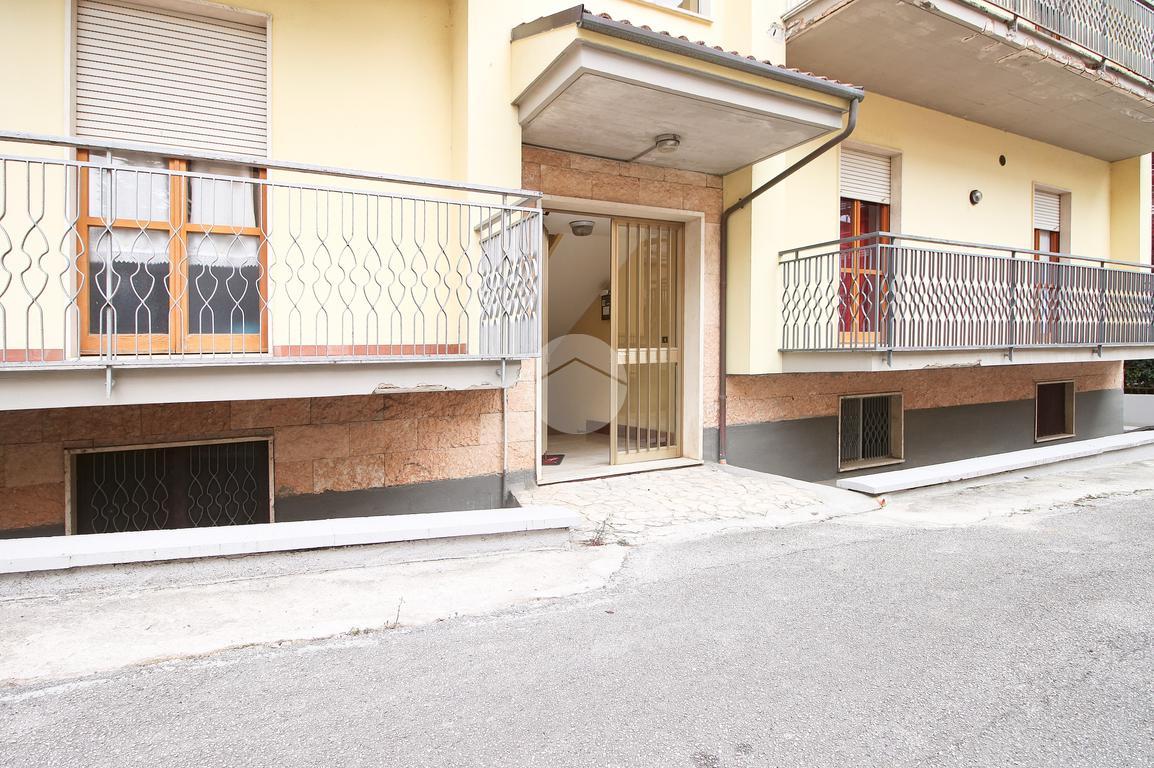 Appartamento in vendita a L'Aquila Foto-2