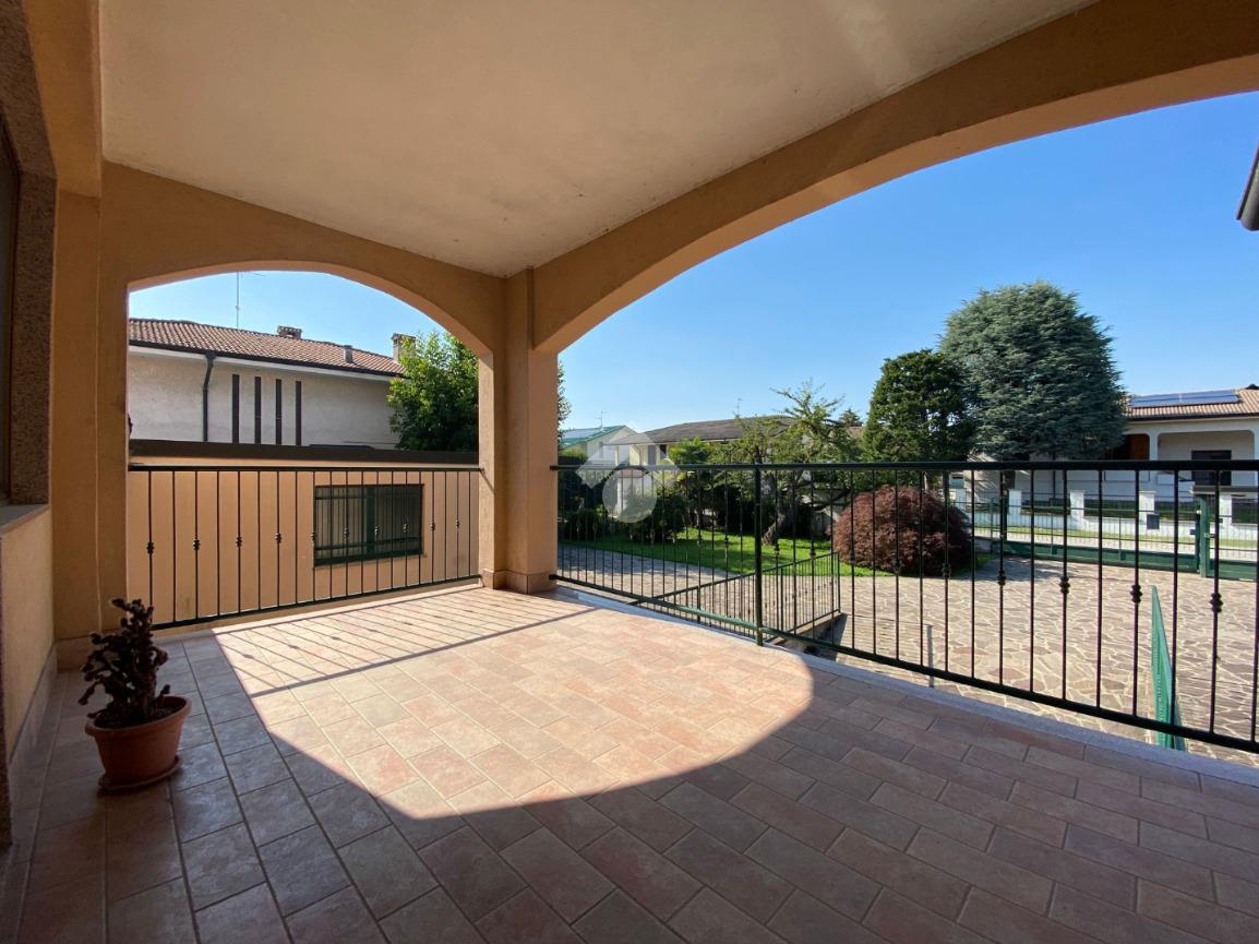 Appartamento in vendita a Rivolta D'Adda