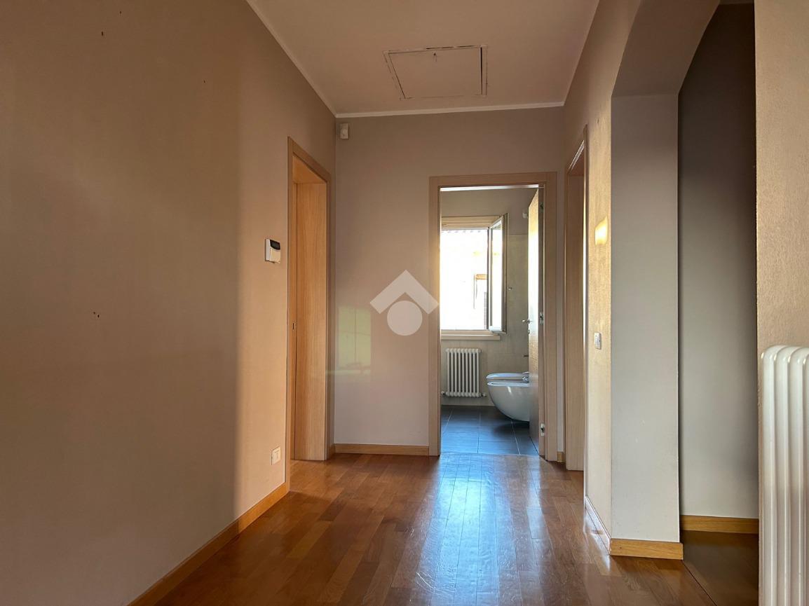 Villa in affitto a Suzzara