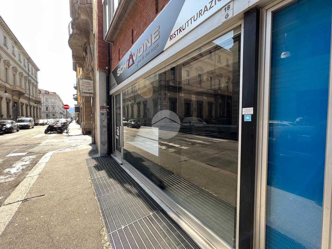 Negozio in vendita a Torino