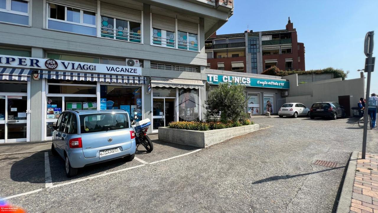 Negozio in vendita a Beinasco