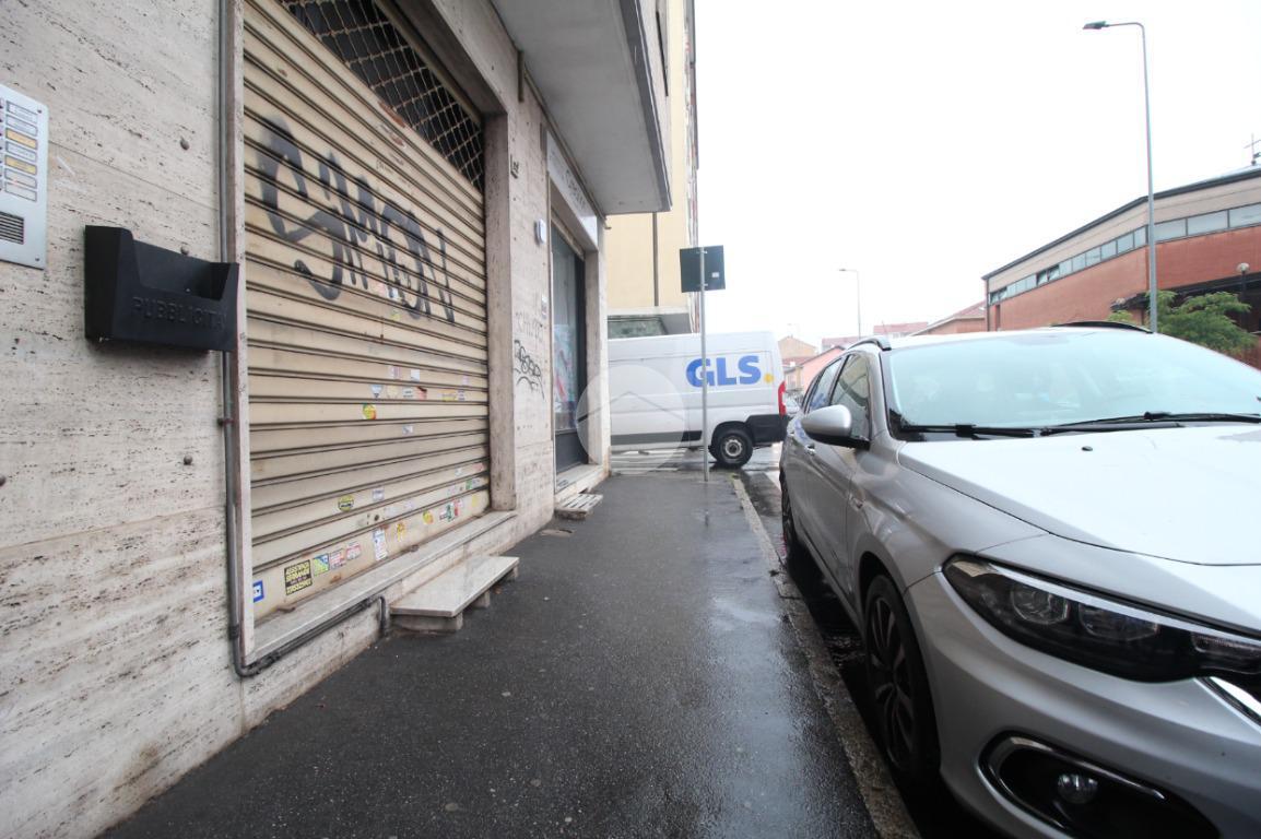 Negozio in affitto a Nichelino