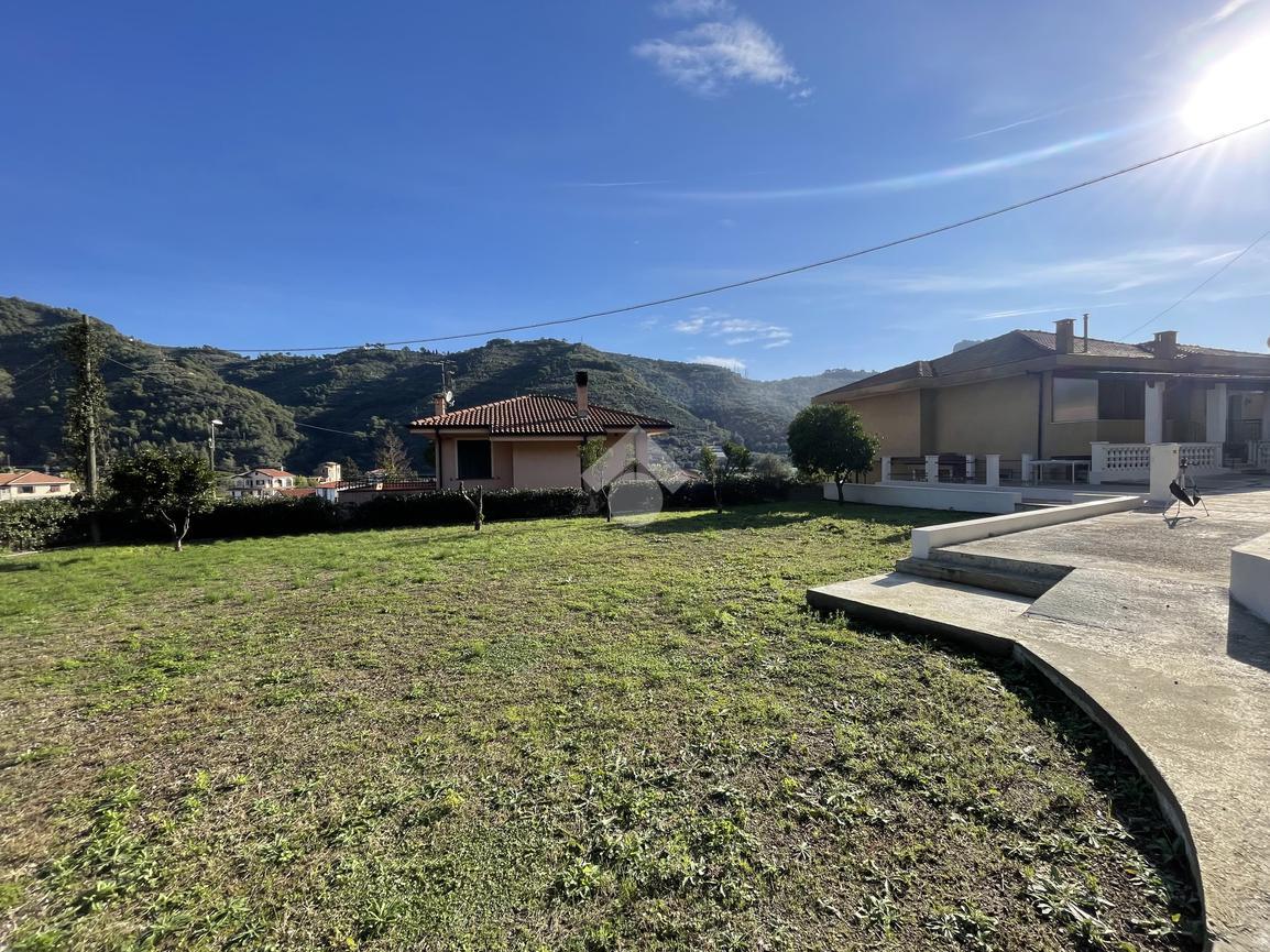 Appartamento in vendita a Camporosso