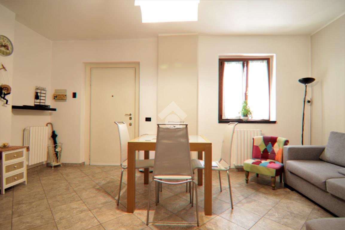 Appartamento in vendita a Casatenovo