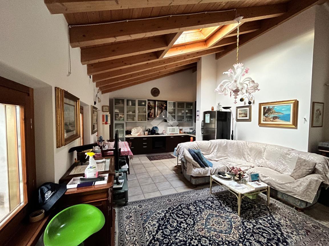 Appartamento in vendita a Valeggio Sul Mincio