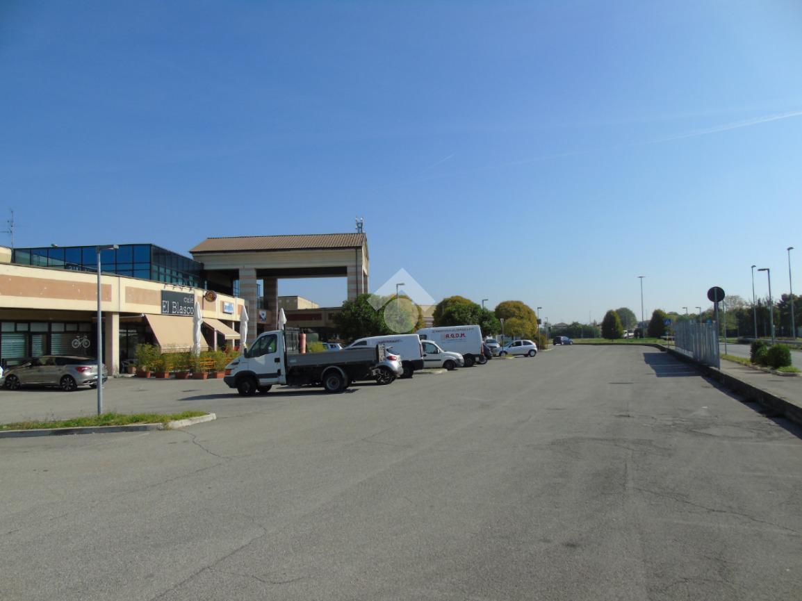 Negozio in vendita a Montirone