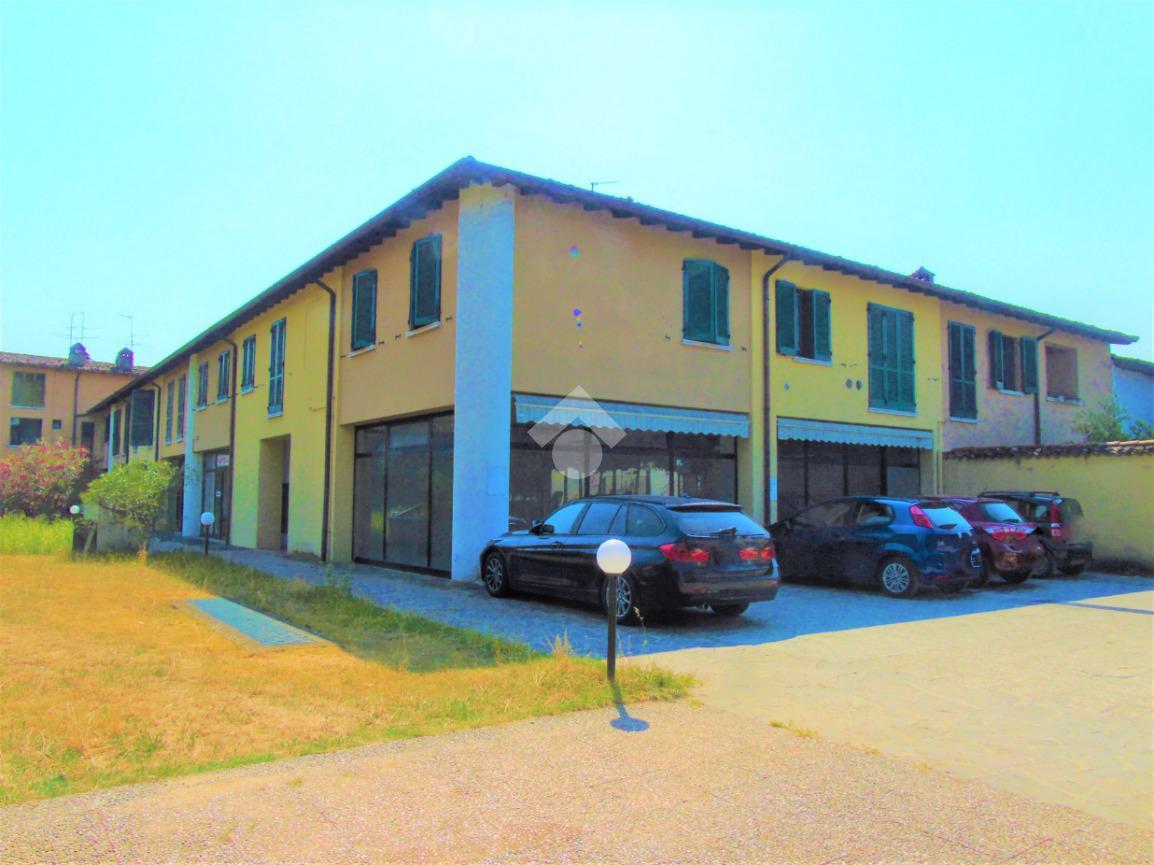 Negozio in vendita a Borgosatollo