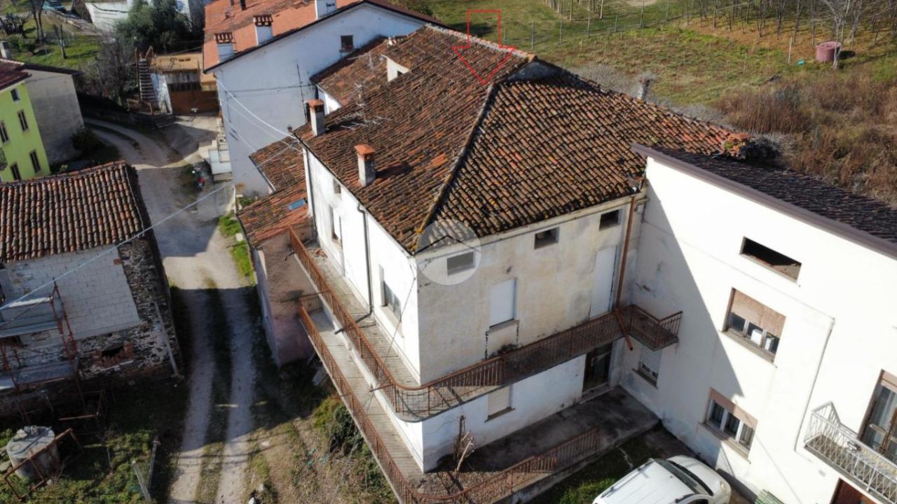 Casa indipendente in vendita a Fara Vicentino