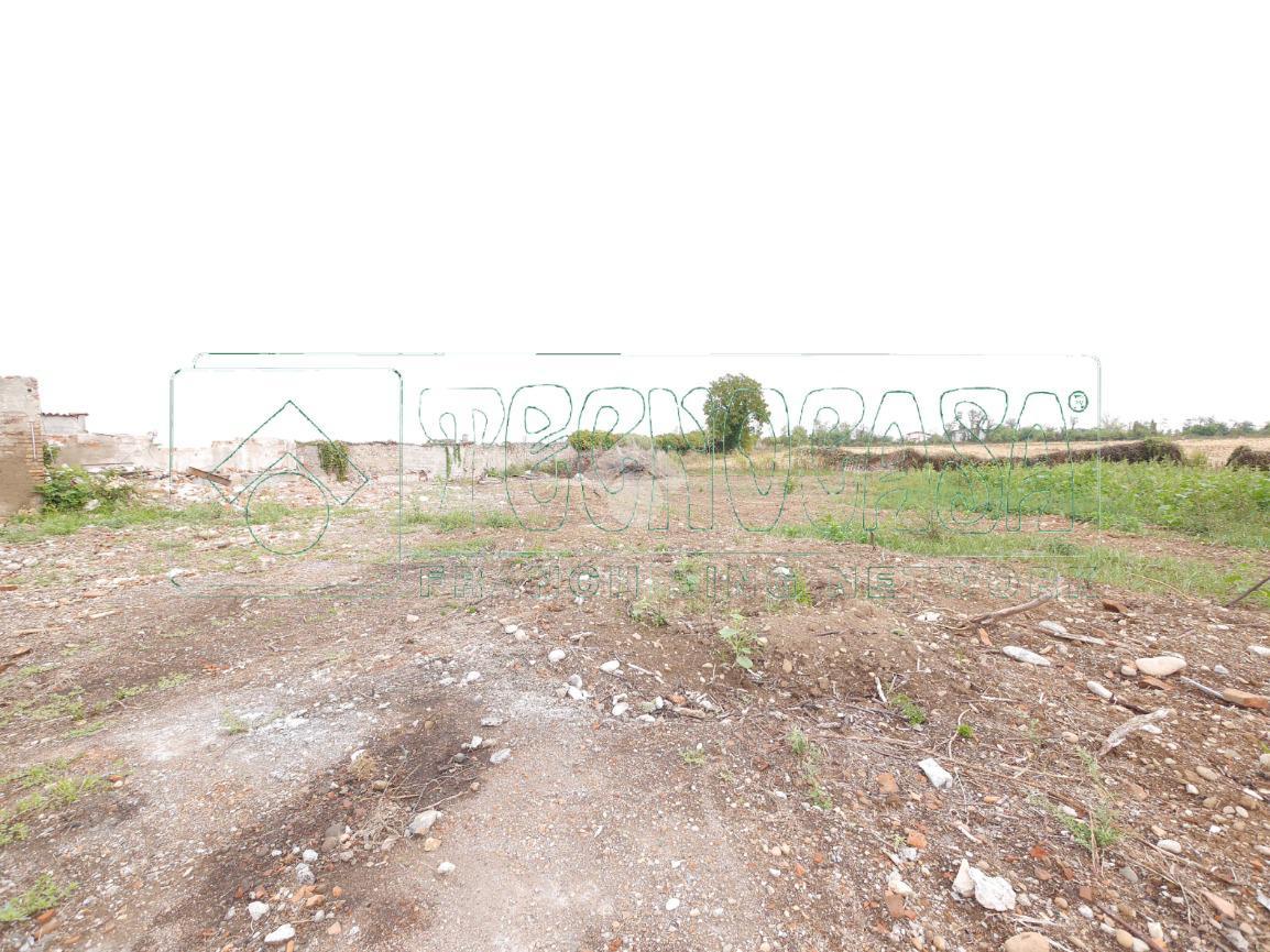 Terreno edificabile in vendita a Calcio