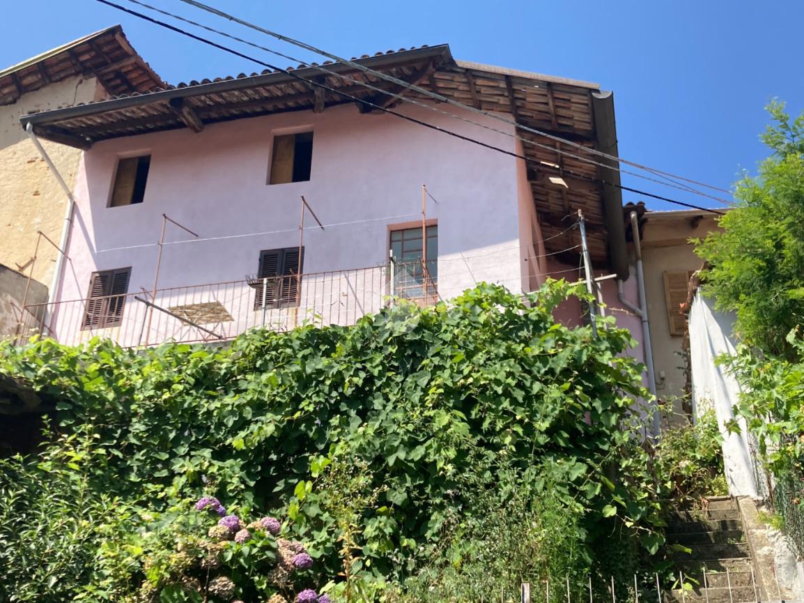 Casa indipendente in vendita a Strona