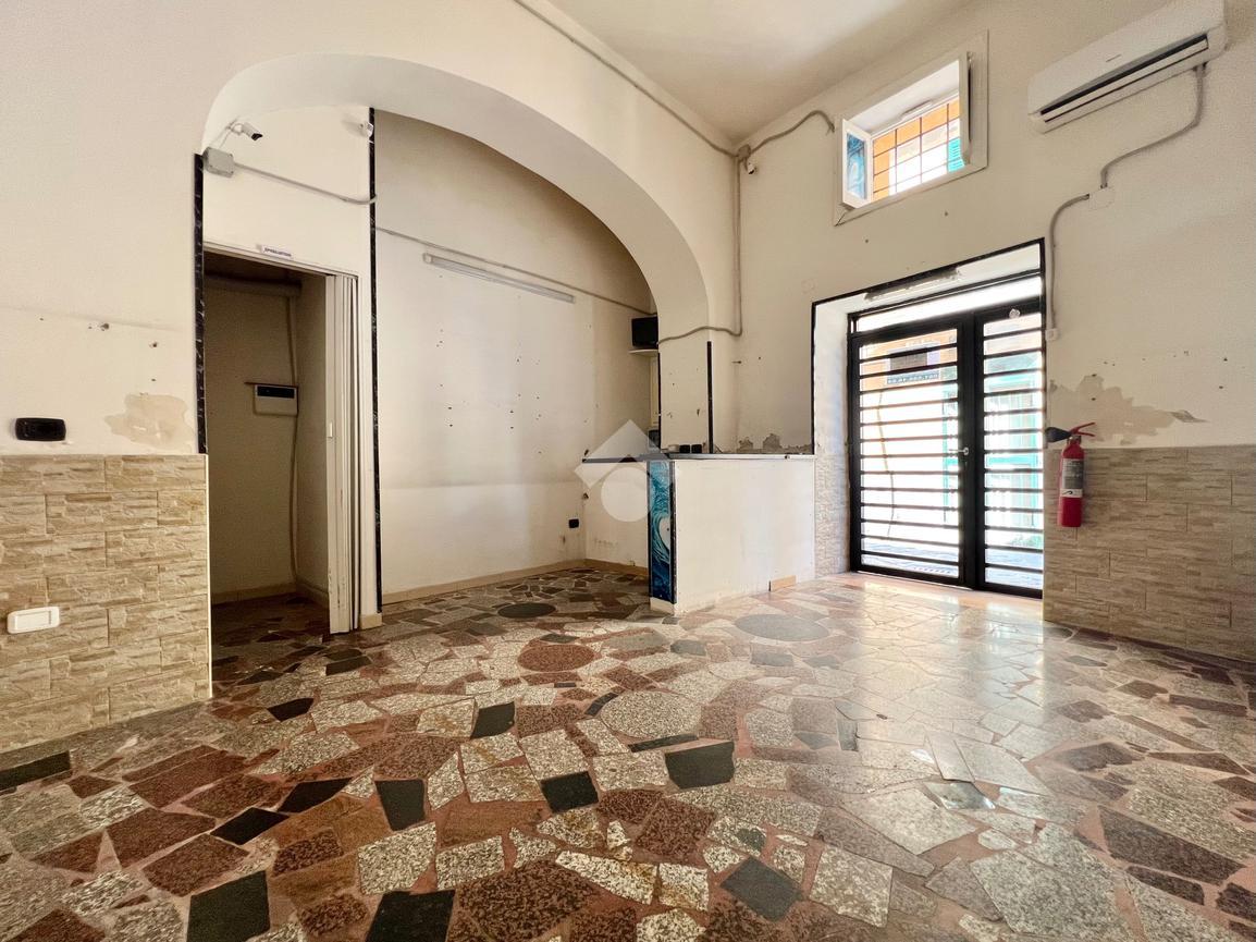 Negozio in affitto a Marano Di Napoli
