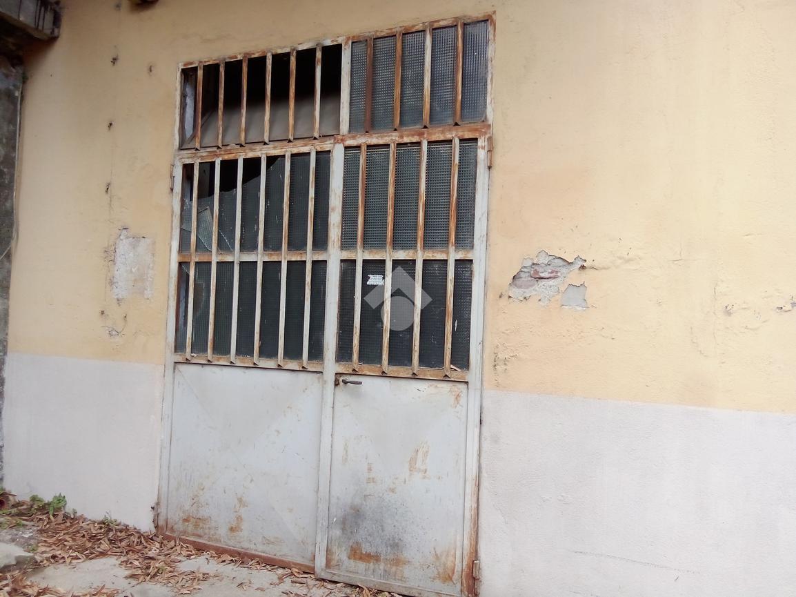 Magazzino in vendita a Torino