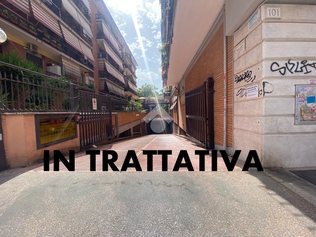 Box in vendita a Roma