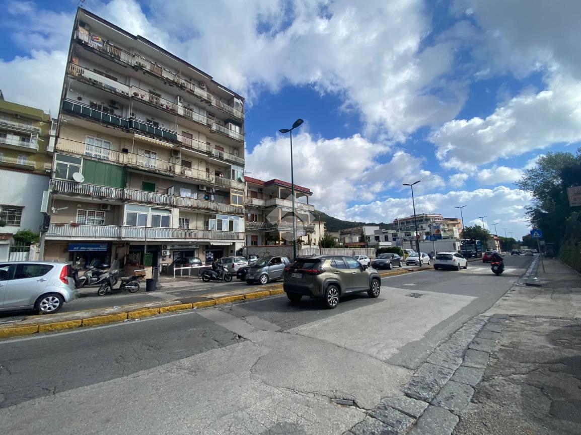 Magazzino in vendita a Napoli