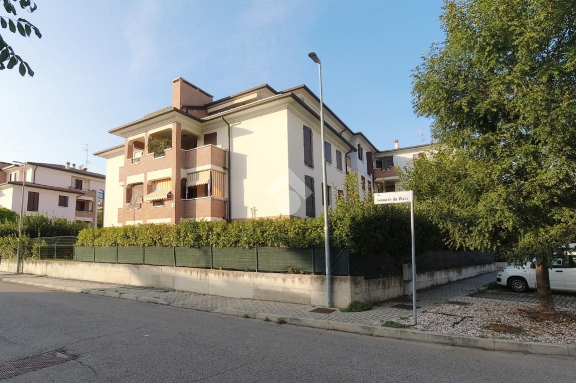 Appartamento in vendita a Cento