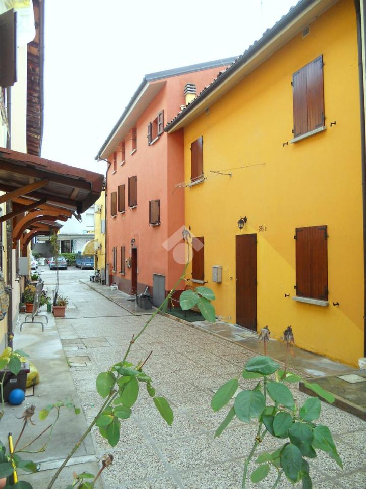 Appartamento in vendita a Castello D'Argile