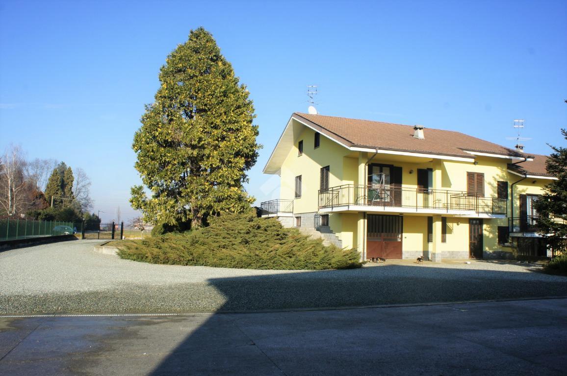 Villa in Strada Circonvalazione 55, Castagnole Piemonte