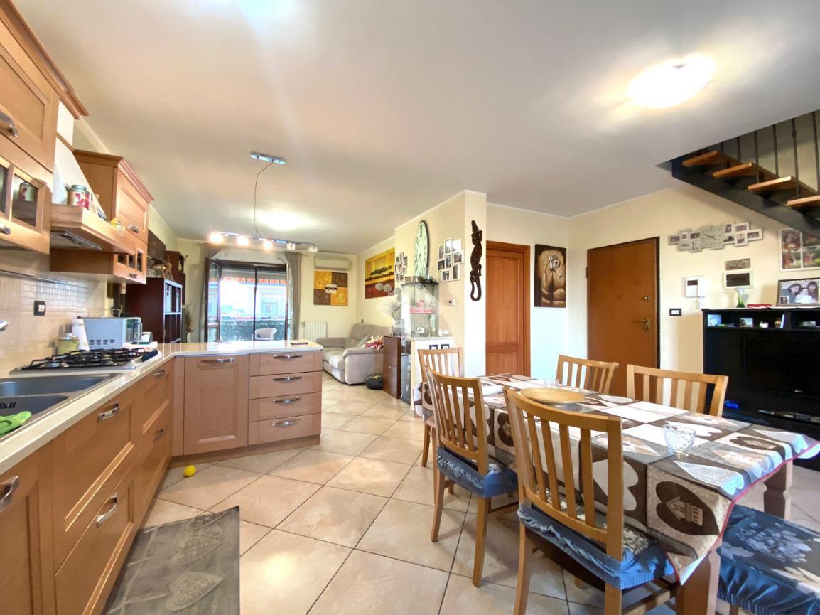 Appartamento in vendita a None