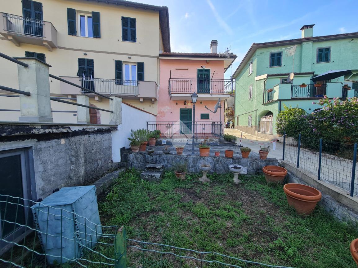 Appartamento in vendita a Ricco' Del Golfo Di Spezia