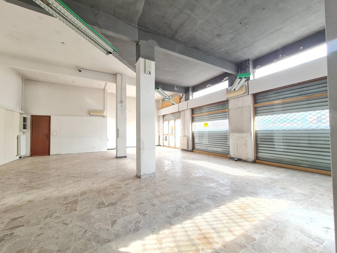 Negozio in affitto a La Spezia