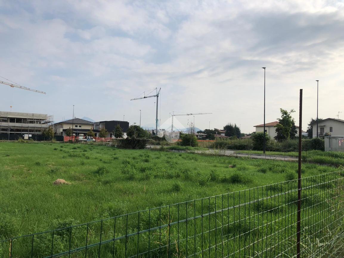 Terreno edificabile in vendita a Palazzolo Sull'Oglio