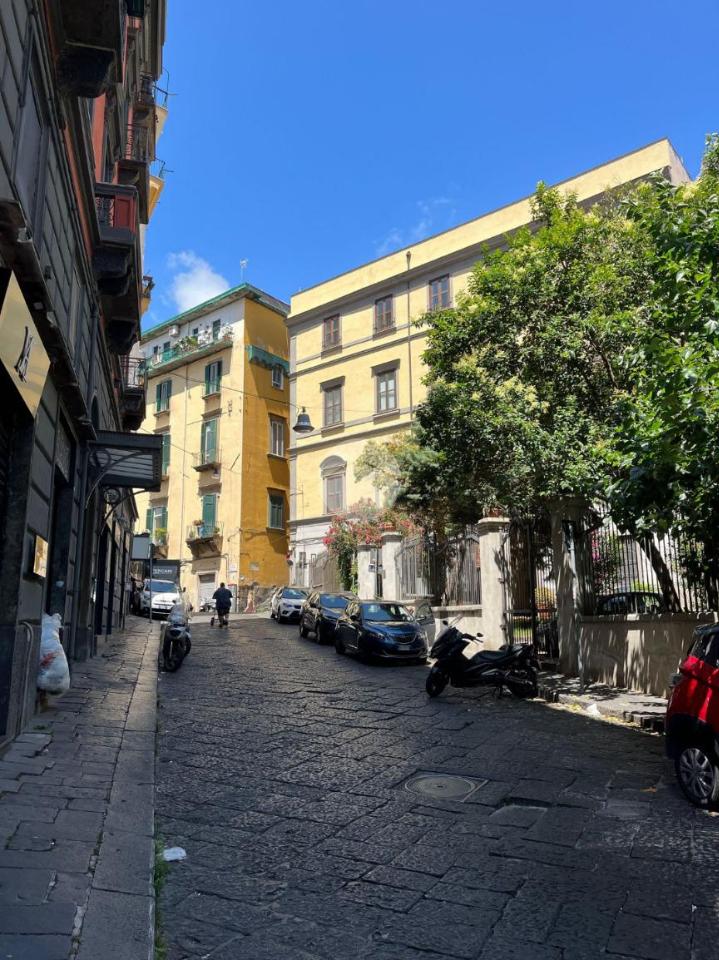 Appartamento in vendita a Napoli