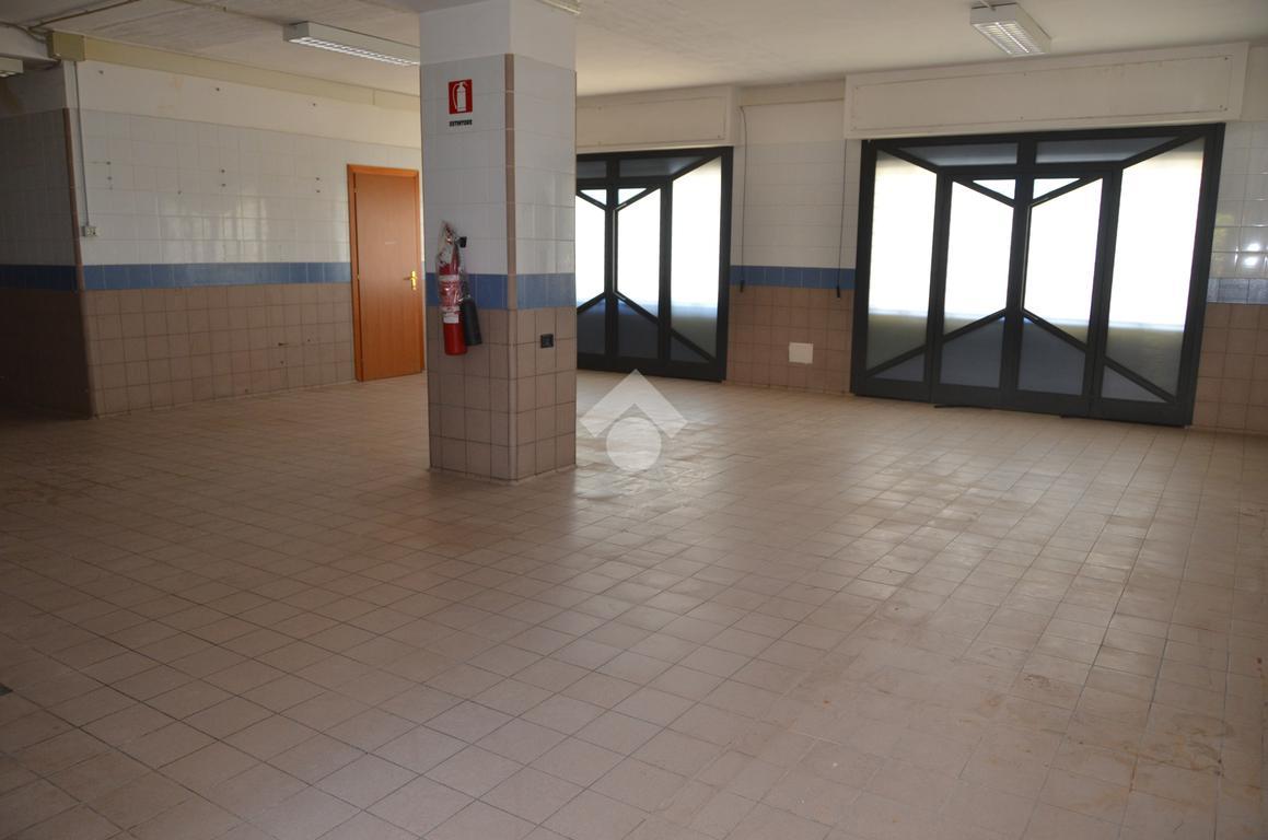 Negozio in vendita a Tivoli