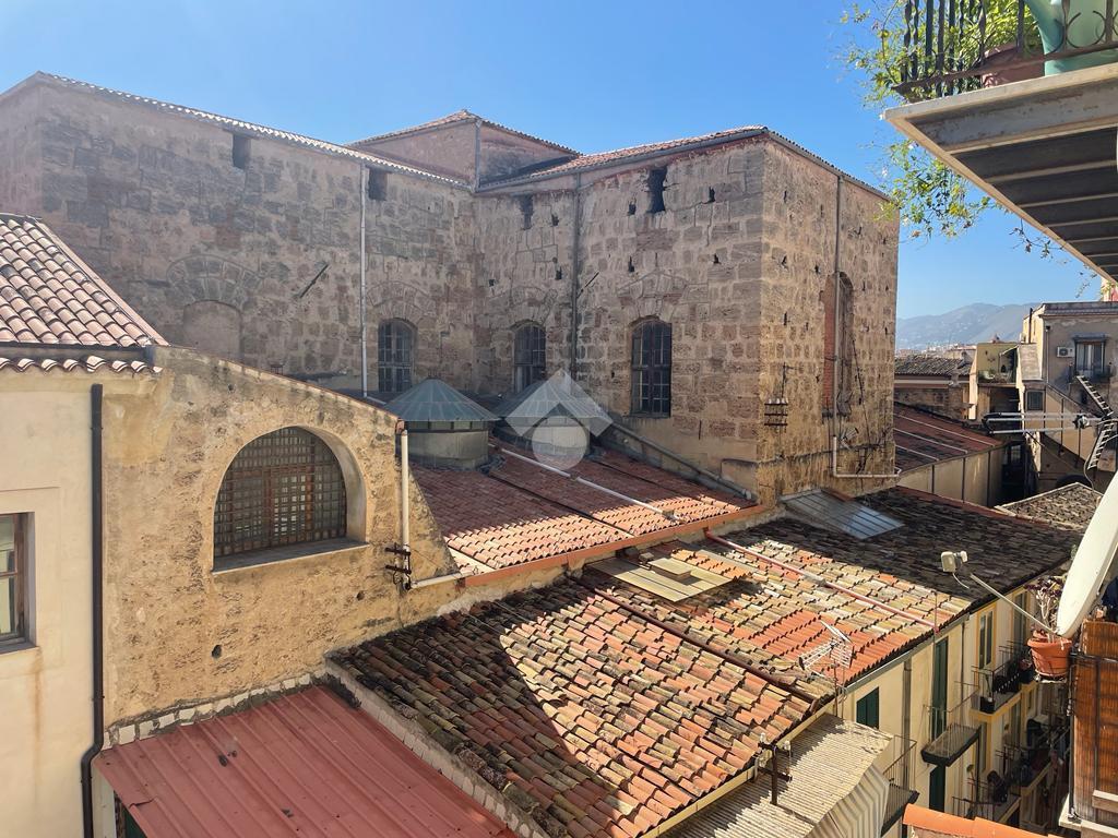 Appartamento in vendita a Palermo