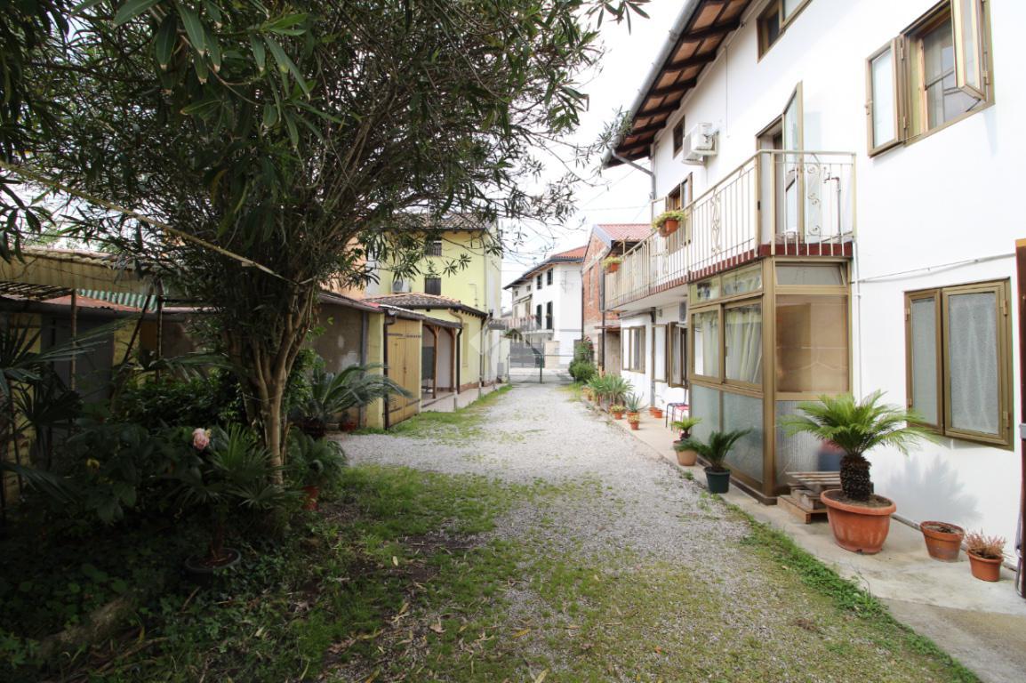 Casa indipendente in vendita a Pasian Di Prato