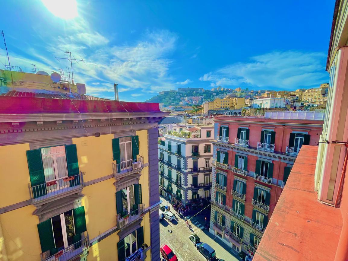 Appartamento in vendita a Napoli